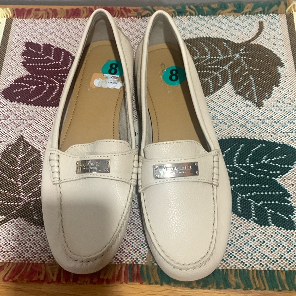 Coach Ivory Leather Silver Logo Buckle Slip On Low He… - Gem